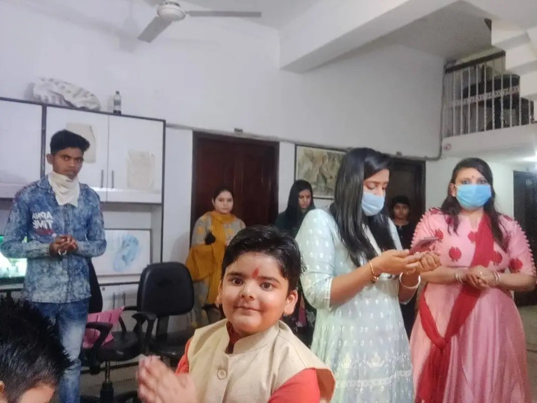 Aadi paying guest in Karkardooma delhi - gharjaisapg.com